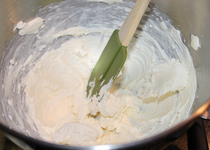 How to Make a Cheese Ball Igloo with Olive Penguins - Mommysavers