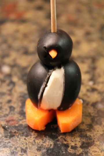 How to Make a Cheese Ball Igloo with Olive Penguins - Mommy Savers