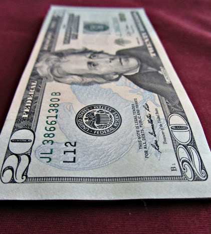 6 Creative Ways to Give Money for Christmas - Mommysavers.com