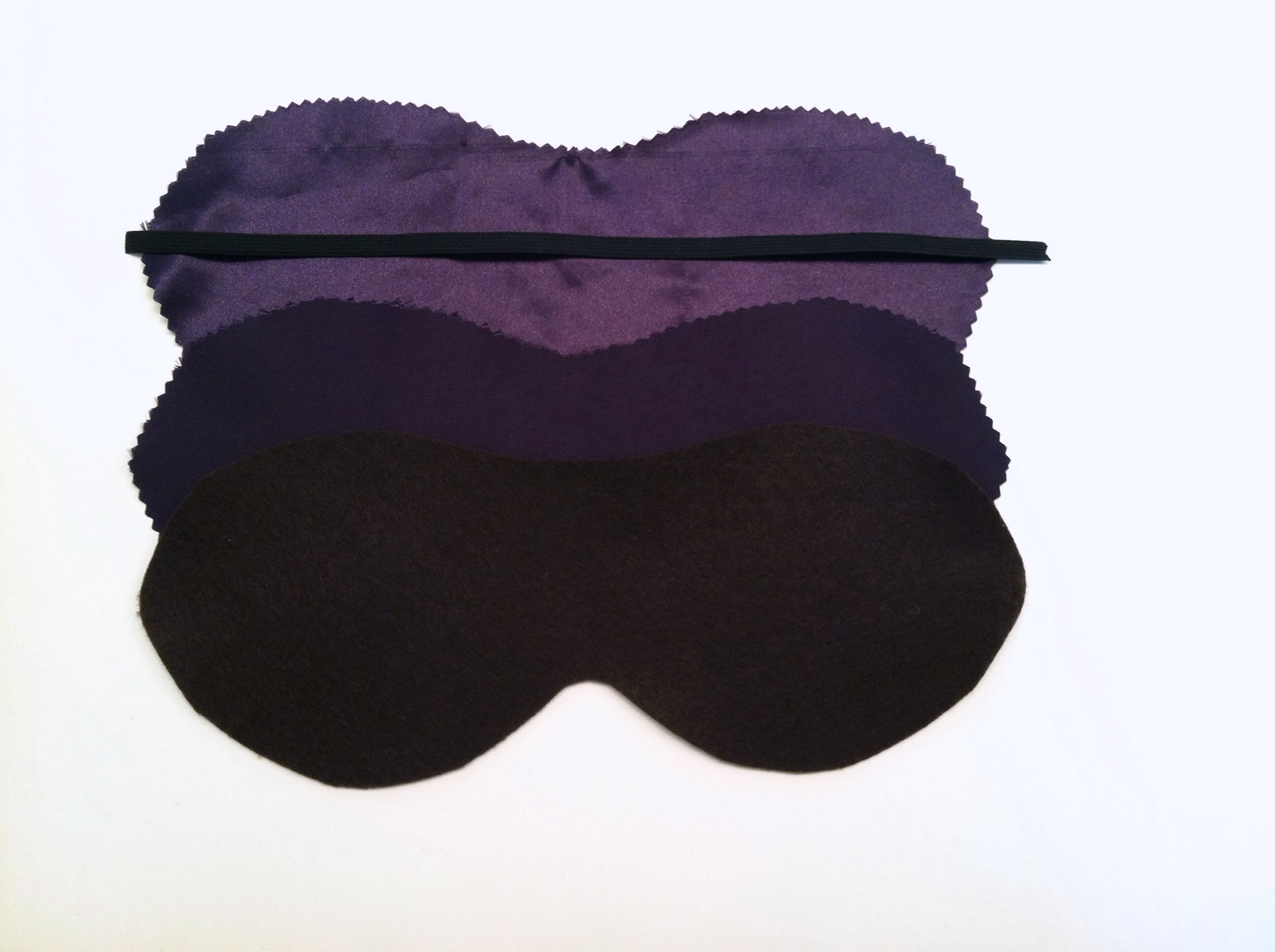 DIY Eye Mask for Sleeping - Mommy Savers
